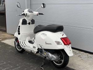 Piaggio Vespa 2012 Vilkaviškis, ar dzinēja tilpumu 0.30 L un nobraukumu 40 tūkst. km par 1450 €, foto 3 vietnē AUTOMOTO.COM.LV