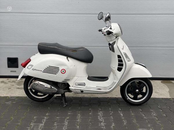 Piaggio Vespa 2012 Vilkaviškis, ar dzinēja tilpumu 0.30 L un nobraukumu 40 tūkst. km par 1450 €, foto 4 vietnē AUTOMOTO.COM.LV