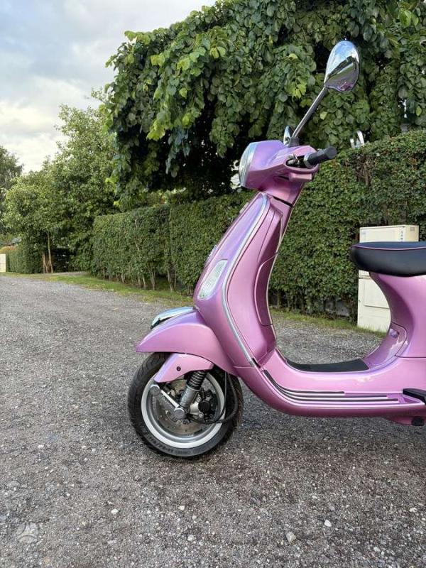 Piaggio Vespa 2012 in Siauliai, with an engine capacity of 0.13 L and mileage of 6 thousand km for 2650 €, photo 3 on AUTOMOTO.COM.LV