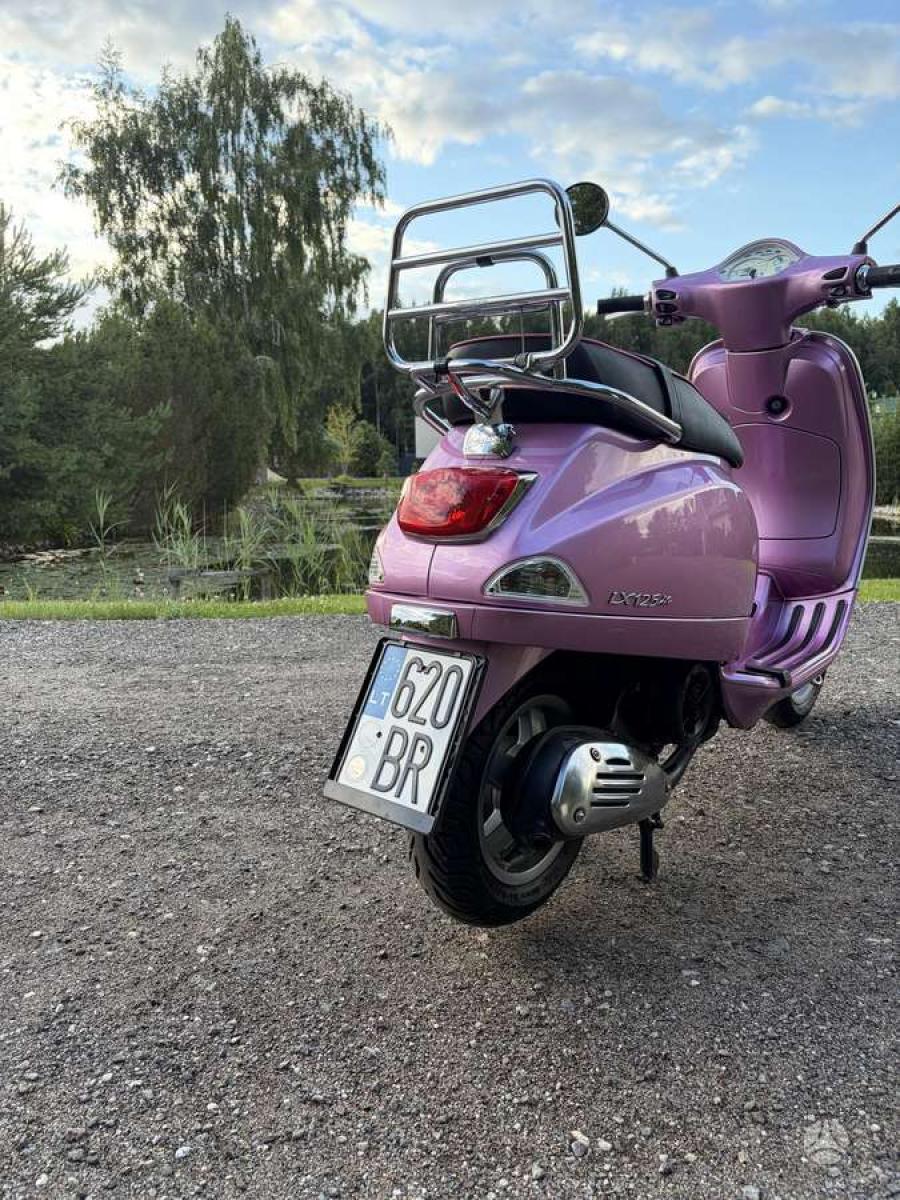 Piaggio Vespa 2012 Šauļi, ar dzinēja tilpumu 0.13 L un nobraukumu 6 tūkst. km par 2650 €, foto 8 vietnē AUTOMOTO.COM.LV
