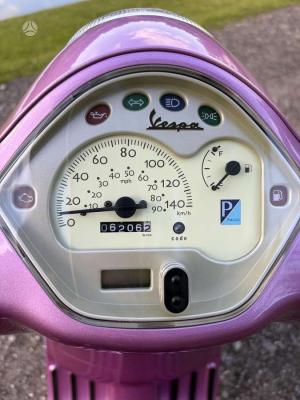 Piaggio Vespa 2012 Šauļi, ar dzinēja tilpumu 0.13 L un nobraukumu 6 tūkst. km par 2650 €, foto 13 vietnē AUTOMOTO.COM.LV