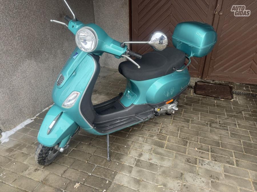 Piaggio Vespa 2013 in Panevezys, with an engine capacity of 0.00 L and mileage of 0 thousand km for 1250 €, photo 2 on AUTOMOTO.COM.LV