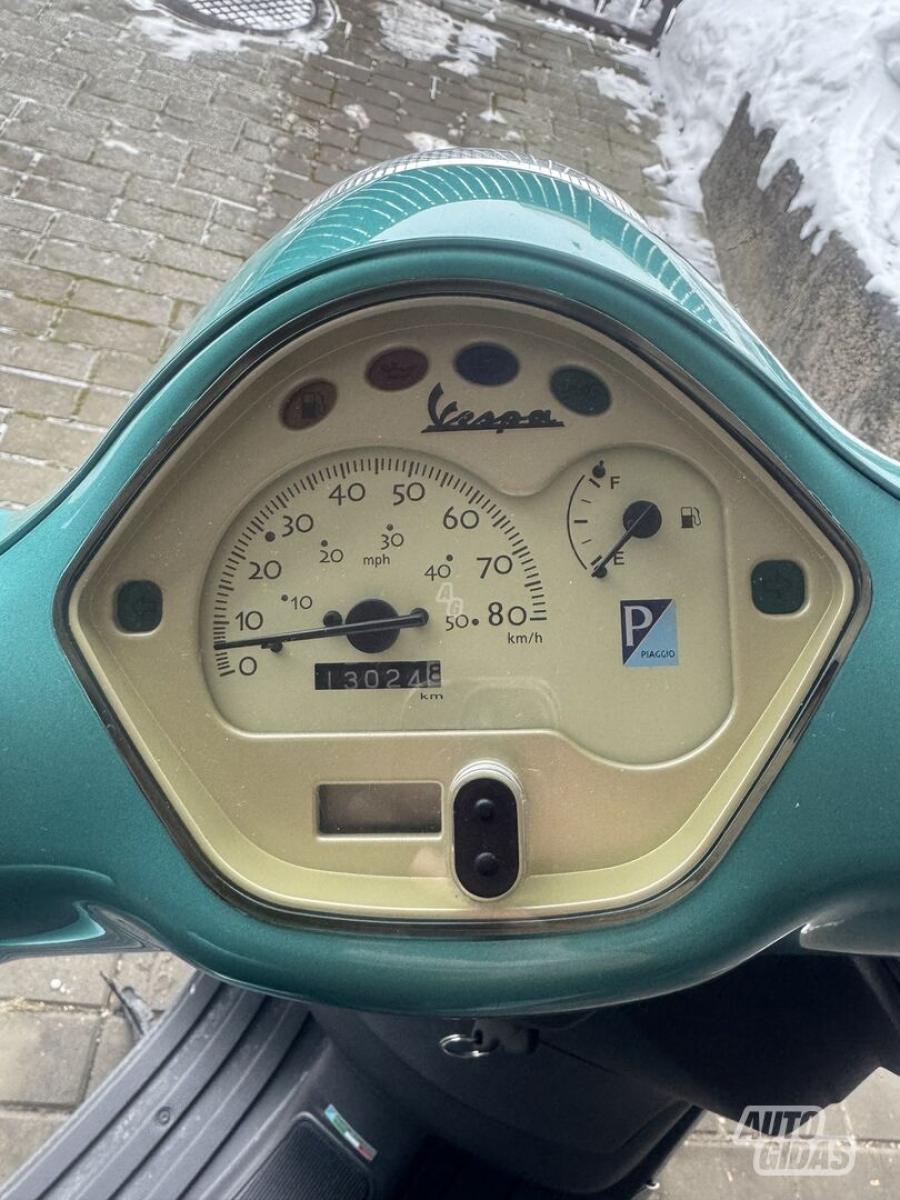 Piaggio Vespa 2013 in Panevezys, with an engine capacity of 0.00 L and mileage of 0 thousand km for 1250 €, photo 5 on AUTOMOTO.COM.LV