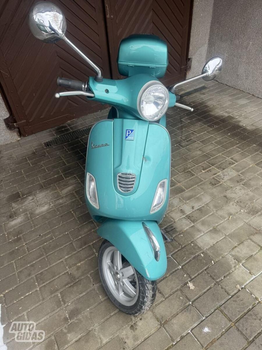 Piaggio Vespa 2013 in Panevezys, with an engine capacity of 0.00 L and mileage of 0 thousand km for 1250 €, photo 6 on AUTOMOTO.COM.LV