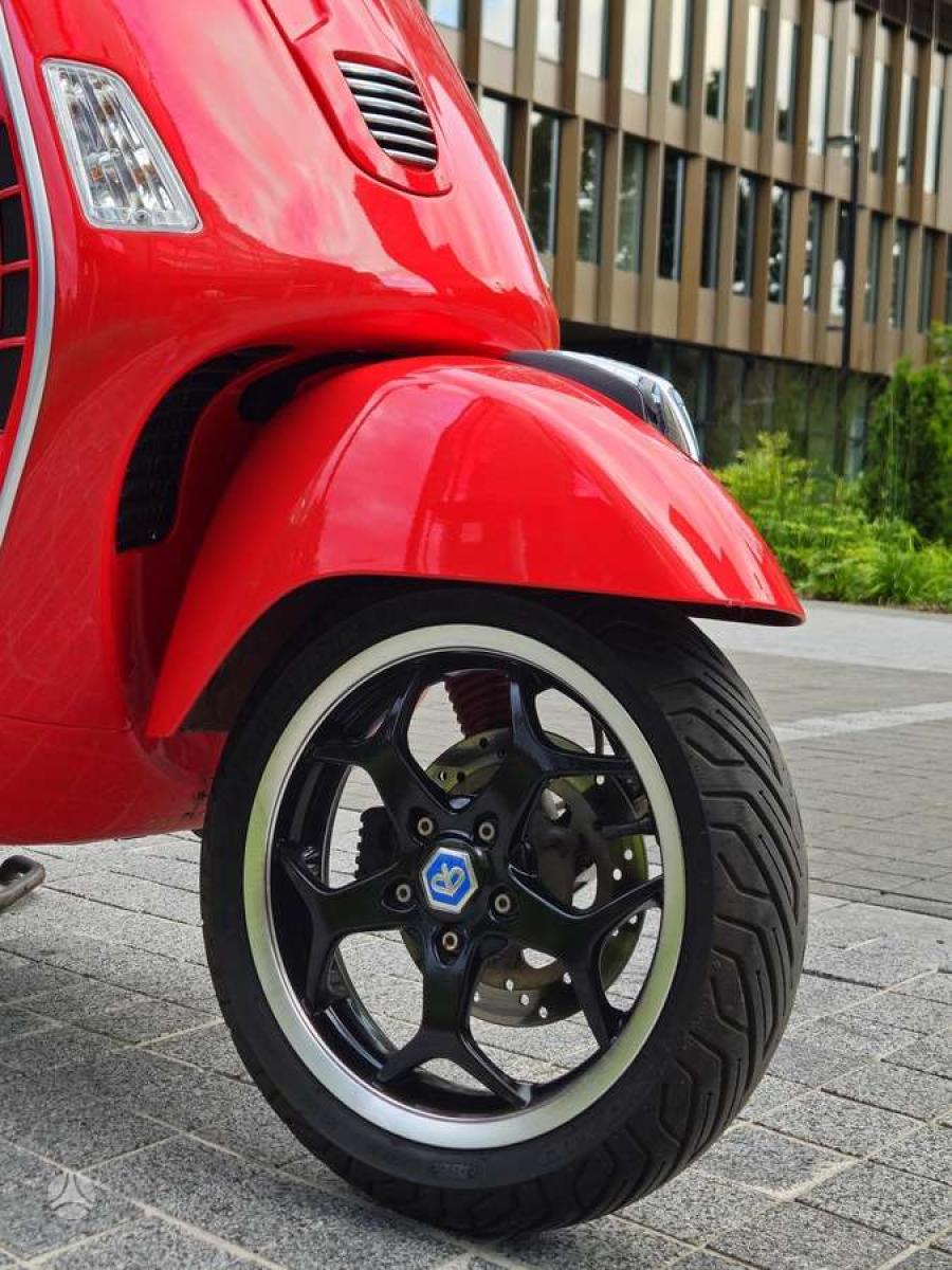 Piaggio Vespa 2013 Viļņa, ar dzinēja tilpumu 0.13 L un nobraukumu 9 tūkst. km par 2500 €, foto 3 vietnē AUTOMOTO.COM.LV