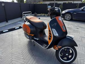 Piaggio Vespa 2014 Kauņa, ar dzinēja tilpumu 0.13 L un nobraukumu 34 tūkst. km par 2600 €, foto  vietnē AUTOMOTO.COM.LV