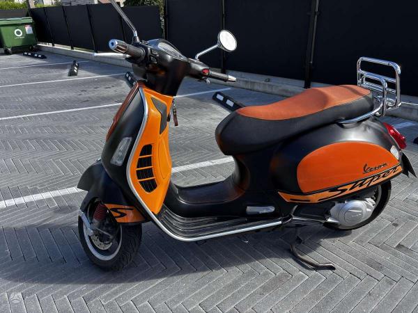 Piaggio Vespa 2014 Kauņa, ar dzinēja tilpumu 0.13 L un nobraukumu 34 tūkst. km par 2600 €, foto 6 vietnē AUTOMOTO.COM.LV