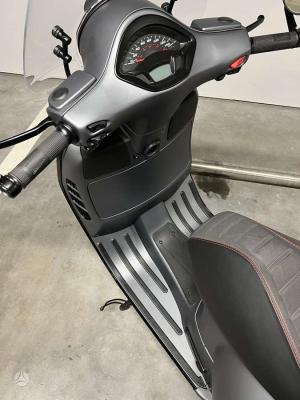 Piaggio Vespa 2015 Kauņa, ar dzinēja tilpumu 0.30 L un nobraukumu 23 tūkst. km par 3850 €, foto 12 vietnē AUTOMOTO.COM.LV
