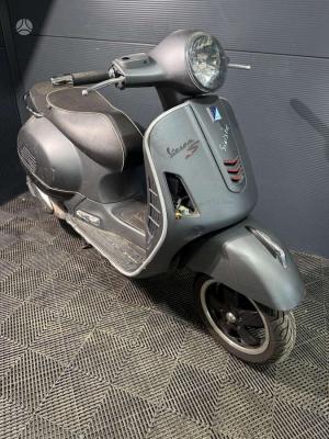 Piaggio Vespa 2015 Tauragė, ar dzinēja tilpumu 0.30 L un nobraukumu 35 tūkst. km par 1550 €, foto  vietnē AUTOMOTO.COM.LV