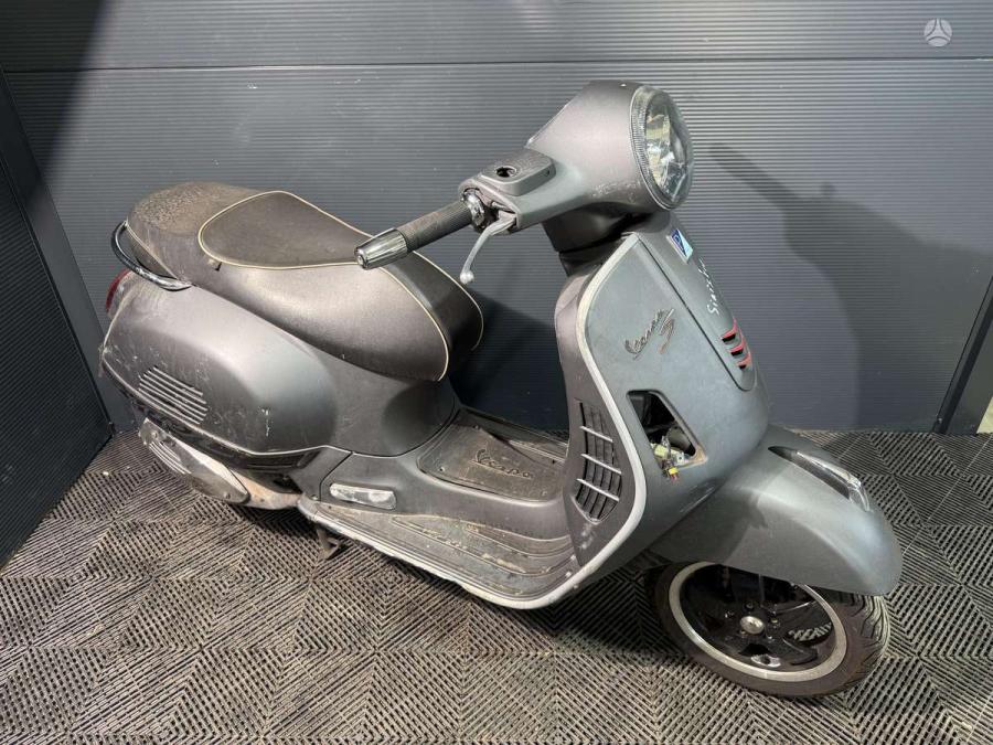 Piaggio Vespa 2015 Tauragė, ar dzinēja tilpumu 0.30 L un nobraukumu 35 tūkst. km par 1550 €, foto 3 vietnē AUTOMOTO.COM.LV