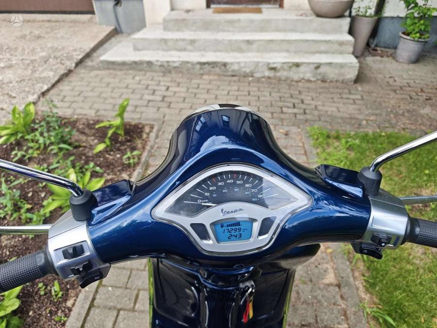 Piaggio Vespa 2016 в Вильнюс, объемом двигателя 49.00 л и пробегом 17 тыс. км за 1900 €, фото 7 на AUTOMOTO.COM.LV