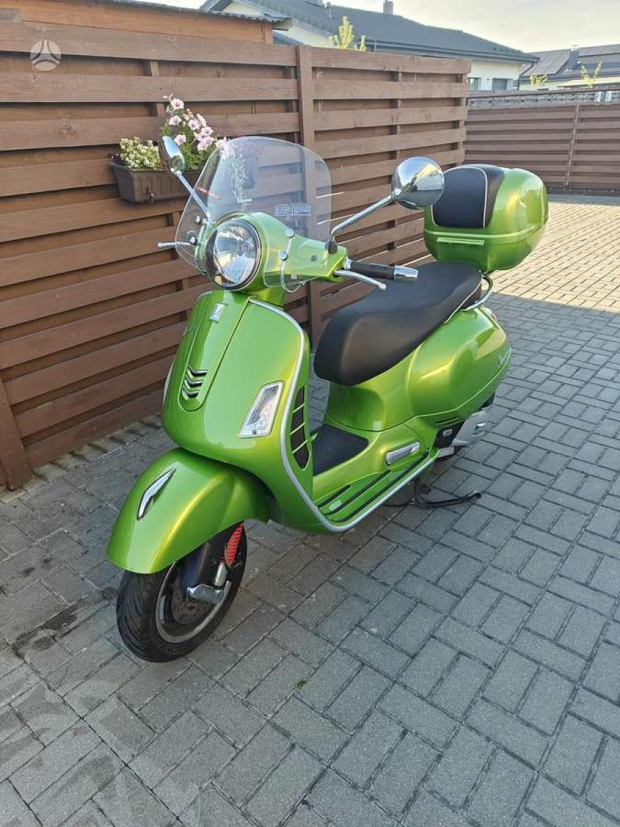 Piaggio Vespa 2017 in Klaipeda, with an engine capacity of 0.13 L and mileage of 5 thousand km for 4100 €, photo 1 on AUTOMOTO.COM.LV