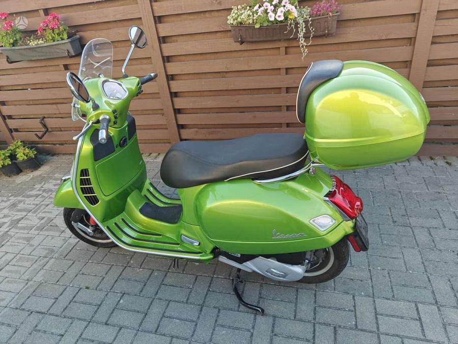 Piaggio Vespa 2017 in Klaipeda, with an engine capacity of 0.13 L and mileage of 5 thousand km for 4100 €, photo 5 on AUTOMOTO.COM.LV