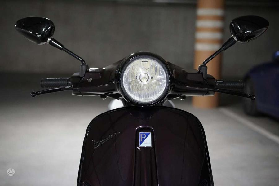 Piaggio Vespa 2017 в Вильнюс, объемом двигателя 50.00 л и пробегом 28 тыс. км за 2350 €, фото 4 на AUTOMOTO.COM.LV