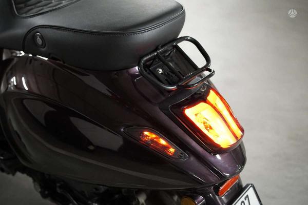 Piaggio Vespa 2017 Viļņa, ar dzinēja tilpumu 50.00 L un nobraukumu 28 tūkst. km par 2350 €, foto 9 vietnē AUTOMOTO.COM.LV