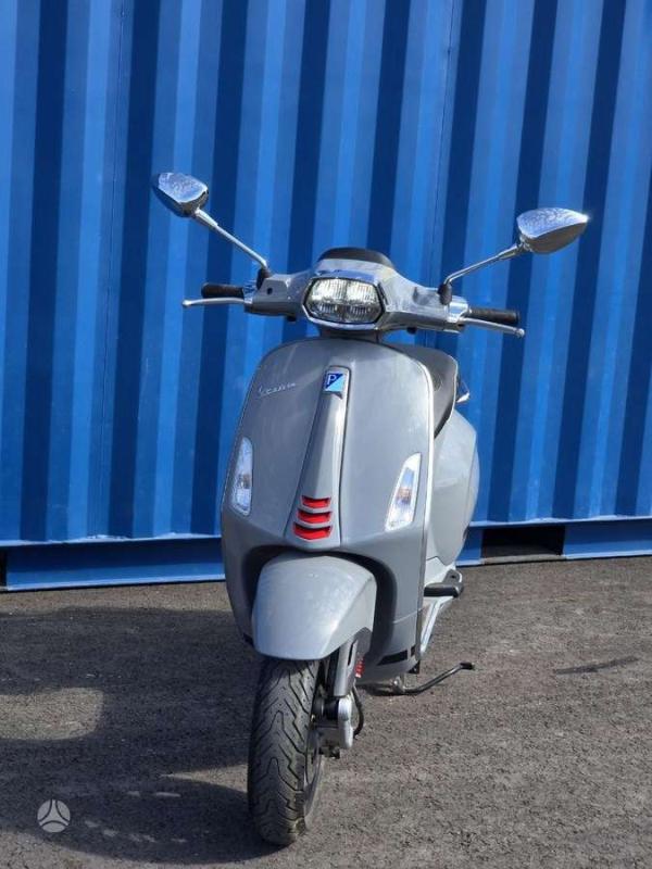 Piaggio Vespa 2019 в Каунас, объемом двигателя 49.00 л и пробегом 20 тыс. км за 1850 €, фото 4 на AUTOMOTO.COM.LV