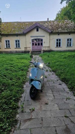 Piaggio Vespa 2020 in Jurbarkas, with an engine capacity of 0.30 L and mileage of 0 thousand km for 4300 €, photo  on AUTOMOTO.COM.LV