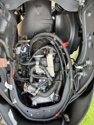 Piaggio Vespa 2020 Mārupe, ar dzinēja tilpumu 0.30 L un nobraukumu 4 tūkst. km par 5500 €, foto 12 vietnē AUTOMOTO.COM.LV
