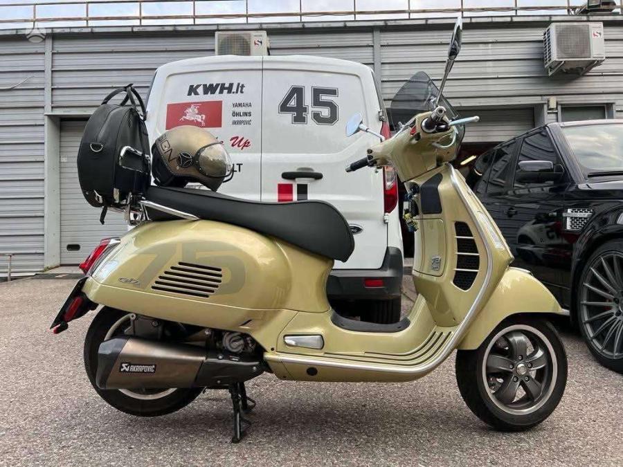 Piaggio Vespa 2021 in Vilnius, with an engine capacity of 0.30 L and mileage of 6 thousand km for 5500 €, photo 1 on AUTOMOTO.COM.LV
