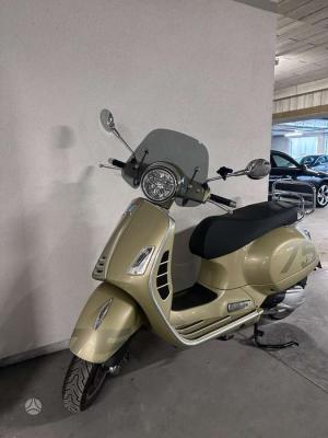 Piaggio Vespa 2021 in Vilnius, with an engine capacity of 0.30 L and mileage of 6 thousand km for 5500 €, photo 3 on AUTOMOTO.COM.LV