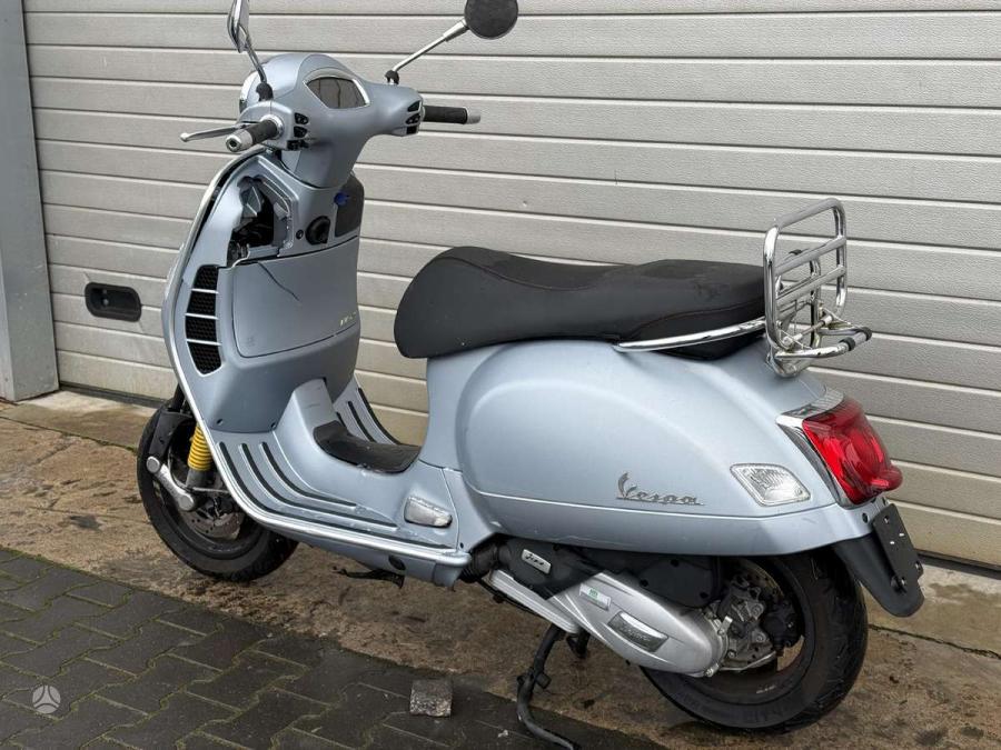 Piaggio Vespa 2022 Vilkaviškis, ar dzinēja tilpumu 0.13 L un nobraukumu 8 tūkst. km par 2350 €, foto 2 vietnē AUTOMOTO.COM.LV