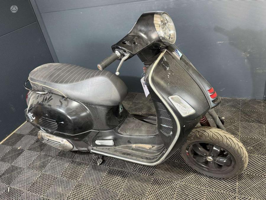 Piaggio Vespa 2022 in Taurage, with an engine capacity of 0.13 L and mileage of 29 thousand km for 1750 €, photo 1 on AUTOMOTO.COM.LV