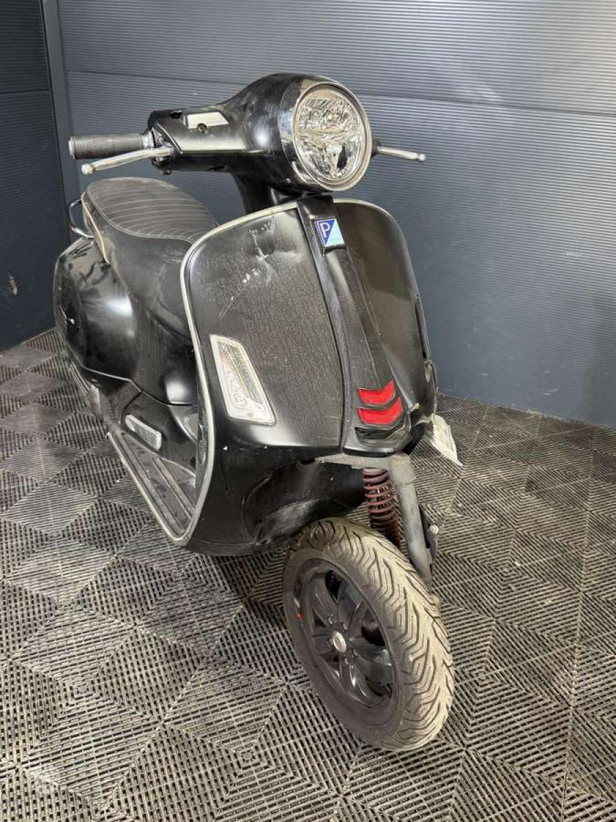 Piaggio Vespa 2022 in Taurage, with an engine capacity of 0.13 L and mileage of 29 thousand km for 1750 €, photo 5 on AUTOMOTO.COM.LV