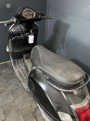 Piaggio Vespa 2022 in Taurage, with an engine capacity of 0.13 L and mileage of 29 thousand km for 1750 €, photo 6 on AUTOMOTO.COM.LV