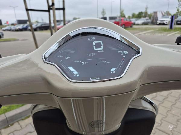 Piaggio Vespa 2026 в Вильнюс, объемом двигателя 0.12 л и пробегом 0 тыс. км за 5249 €, фото 8 на AUTOMOTO.COM.LV