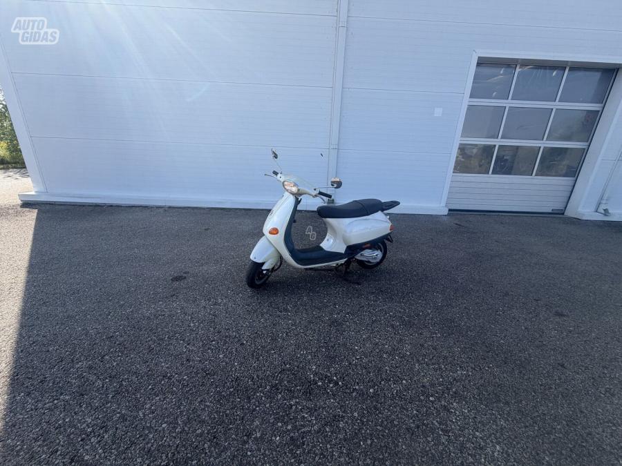 Piaggio Vespa 2026 Viļņa, ar dzinēja tilpumu 0.00 L un nobraukumu 0 tūkst. km par 800 €, foto 3 vietnē AUTOMOTO.COM.LV