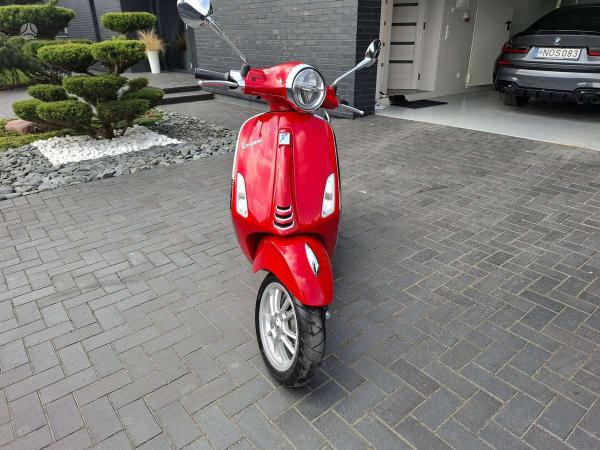 Red Piaggio Vespa 2019 in Marijampole, with an engine capacity of 49.00 L and mileage of 3 thousand km for 3100 €, photo 6 on AUTOMOTO.COM.LV