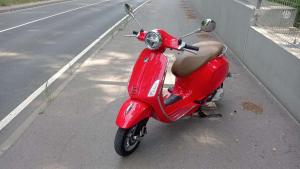 Красный Piaggio Vespa 2019 в Вевис, объемом двигателя 0.13 л и пробегом 13 тыс. км за 2750 €, фото 3 на AUTOMOTO.COM.LV