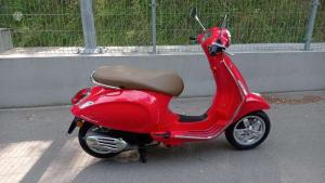 Красный Piaggio Vespa 2019 в Вевис, объемом двигателя 0.13 л и пробегом 13 тыс. км за 2750 €, фото 5 на AUTOMOTO.COM.LV