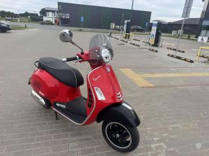 Sarkans Piaggio Vespa 2022 Klaipėda, ar dzinēja tilpumu 0.13 L un nobraukumu 4 tūkst. km par 3999 €, foto 4 vietnē AUTOMOTO.COM.LV