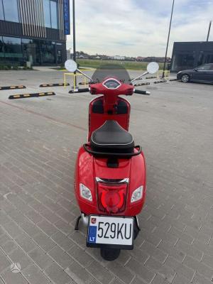 Sarkans Piaggio Vespa 2022 Klaipėda, ar dzinēja tilpumu 0.13 L un nobraukumu 4 tūkst. km par 3999 €, foto 9 vietnē AUTOMOTO.COM.LV
