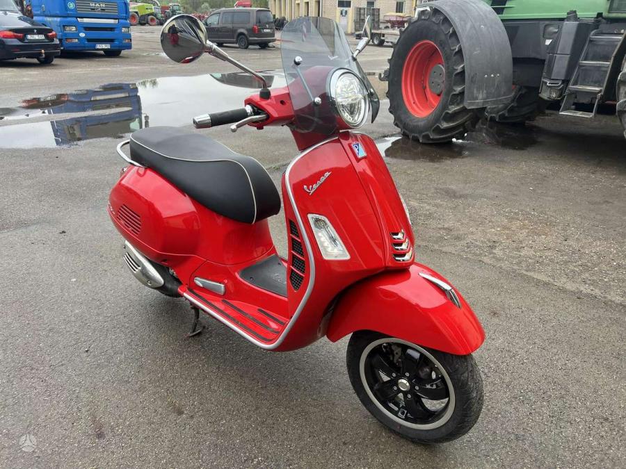Красный Piaggio Vespa 2022 в Радвилишкис, объемом двигателя 0.30 л и пробегом 5 тыс. км за 4950 €, фото 6 на AUTOMOTO.COM.LV