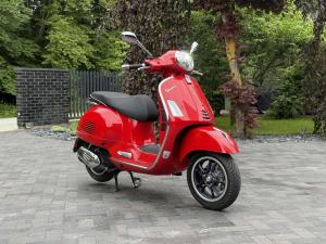 Sarkans Piaggio Vespa 2025 Marijampole, ar dzinēja tilpumu 0.13 L un nobraukumu 2 tūkst. km par 4950 €, foto 4 vietnē AUTOMOTO.COM.LV