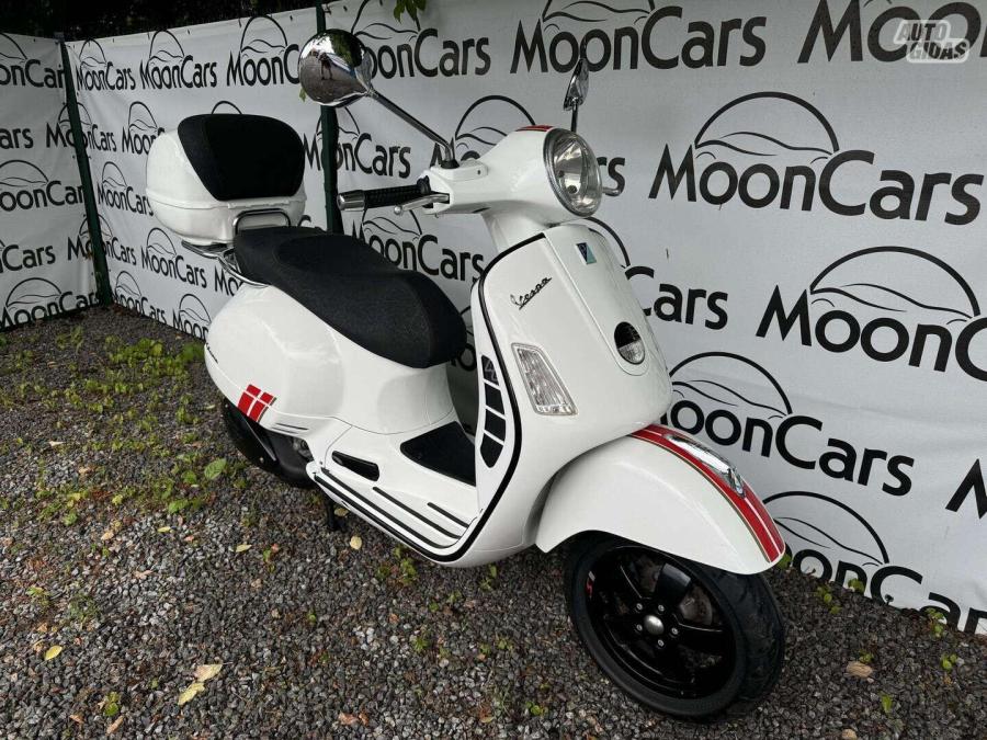 Белый Piaggio Vespa 2005 в Вильнюс, объемом двигателя 0.25 л и пробегом 40 тыс. км за 2700 €, фото 9 на AUTOMOTO.COM.LV