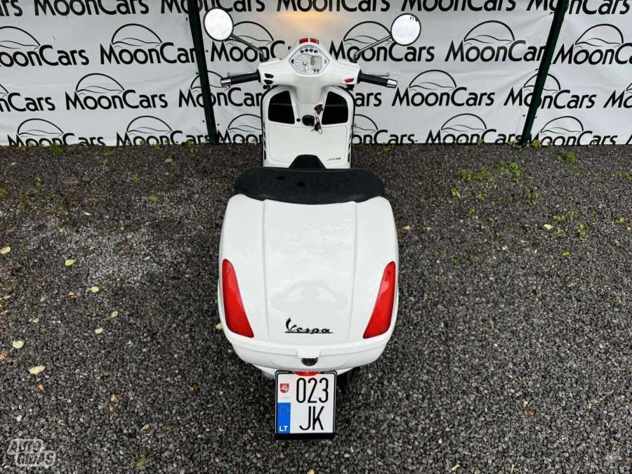 Белый Piaggio Vespa 2005 в Вильнюс, объемом двигателя 0.25 л и пробегом 40 тыс. км за 2700 €, фото 12 на AUTOMOTO.COM.LV