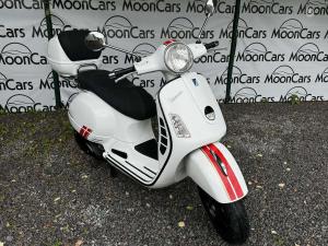 Белый Piaggio Vespa 2005 в Вильнюс, объемом двигателя 0.25 л и пробегом 40 тыс. км за 2700 €, фото 4 на AUTOMOTO.COM.LV