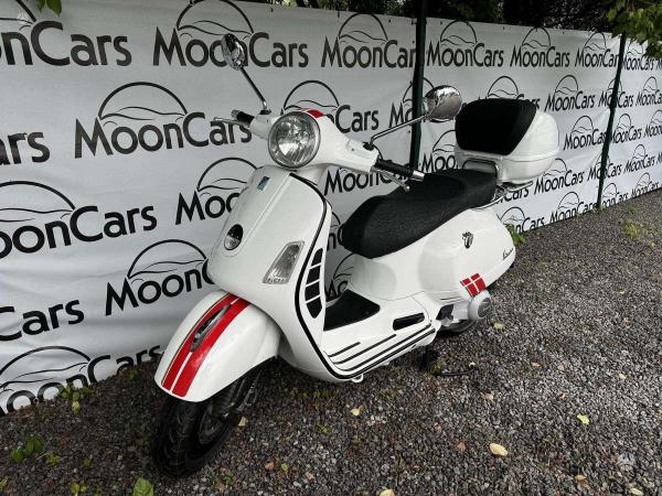 Balts Piaggio Vespa 2005 Viļņa, ar dzinēja tilpumu 0.25 L un nobraukumu 40 tūkst. km par 2700 €, foto 6 vietnē AUTOMOTO.COM.LV