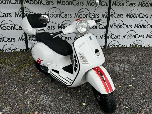 White Piaggio Vespa 2005 in Vilnius, with an engine capacity of 0.25 L and mileage of 40 thousand km for 2500 €, photo 3 on AUTOMOTO.COM.LV