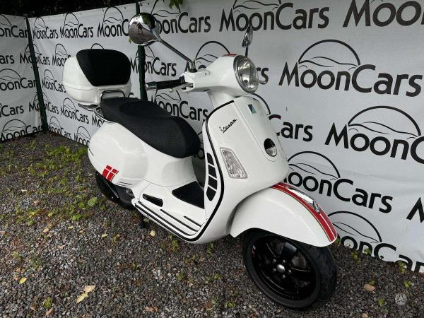 White Piaggio Vespa 2005 in Vilnius, with an engine capacity of 0.25 L and mileage of 40 thousand km for 2500 €, photo 8 on AUTOMOTO.COM.LV