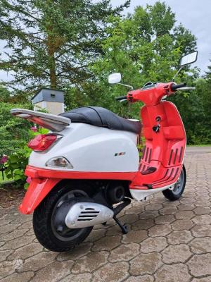 Balts Piaggio Vespa 2009 Pasvalys, ar dzinēja tilpumu 49.00 L un nobraukumu 3 tūkst. km par 1550 €, foto 7 vietnē AUTOMOTO.COM.LV