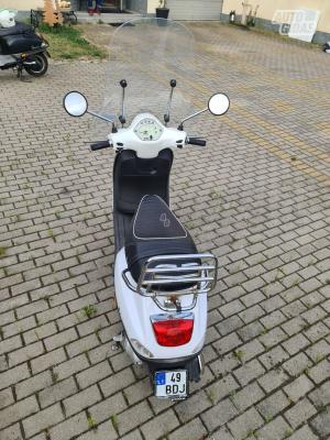 Белый Piaggio Vespa 2010 в Вильнюс, объемом двигателя 0.05 л и пробегом 14 тыс. км за 1790 €, фото 14 на AUTOMOTO.COM.LV