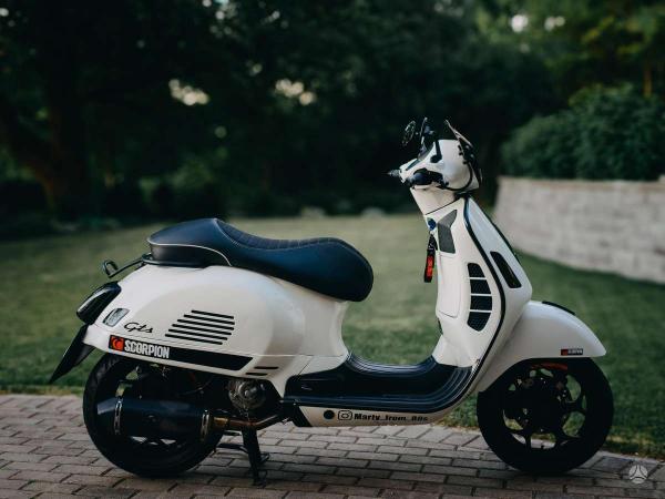 Balts Piaggio Vespa 2016 Viļņa, ar dzinēja tilpumu 0.30 L un nobraukumu 30 tūkst. km par 3900 €, foto 1 vietnē AUTOMOTO.COM.LV