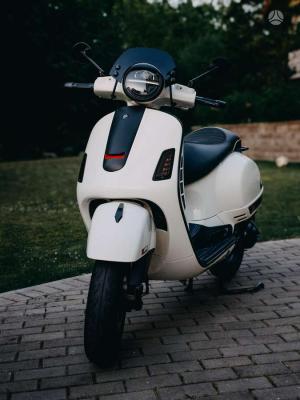 Белый Piaggio Vespa 2016 в Вильнюс, объемом двигателя 0.30 л и пробегом 30 тыс. км за 3900 €, фото 4 на AUTOMOTO.COM.LV