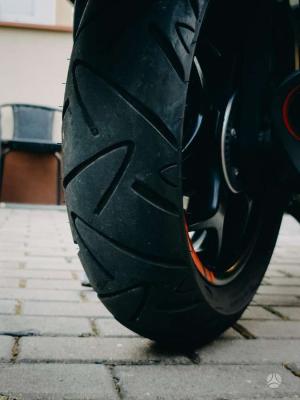 Белый Piaggio Vespa 2016 в Вильнюс, объемом двигателя 0.30 л и пробегом 30 тыс. км за 3900 €, фото 18 на AUTOMOTO.COM.LV