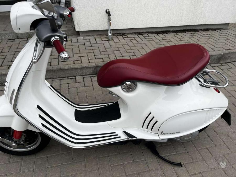 Balts Piaggio Vespa 2016 Kauņa, ar dzinēja tilpumu 0.13 L un nobraukumu 4 tūkst. km par 3500 €, foto 4 vietnē AUTOMOTO.COM.LV