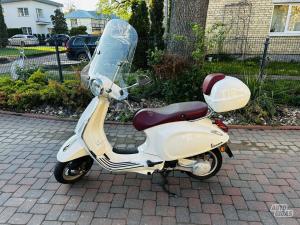 Balts Piaggio Vespa 2016 Birštonas, ar dzinēja tilpumu 0.05 L un nobraukumu 8 tūkst. km par 2700 €, foto 3 vietnē AUTOMOTO.COM.LV